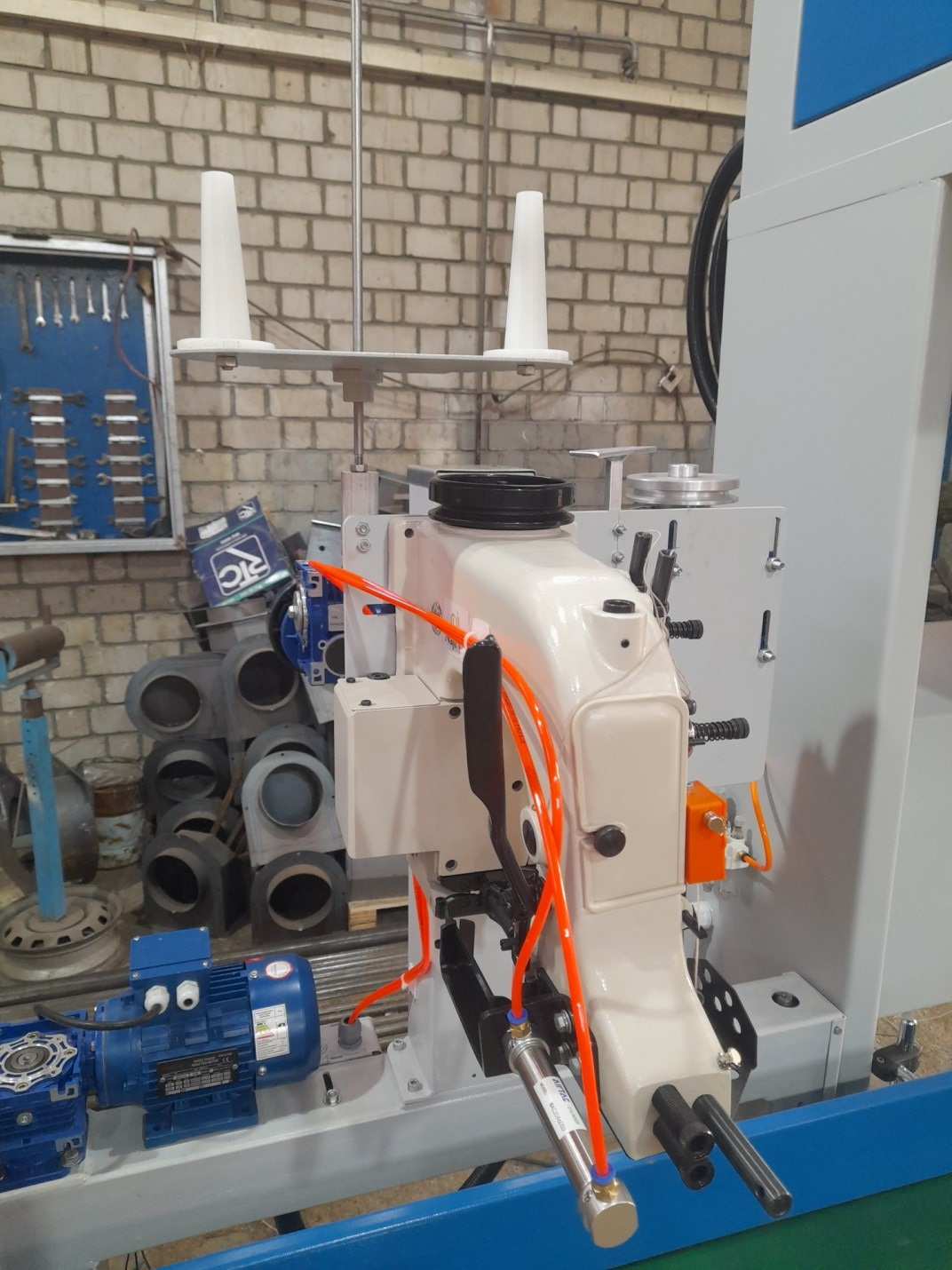 Two hopper rice packaging machine - Mahan Sanat Khazar